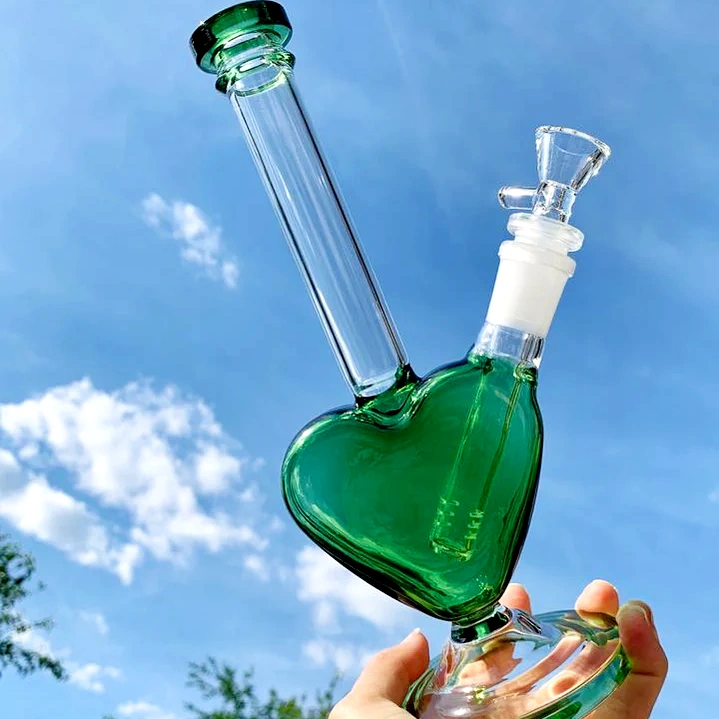 9.5" Green Heart-Shaped Glass Bong - Smoke Meg